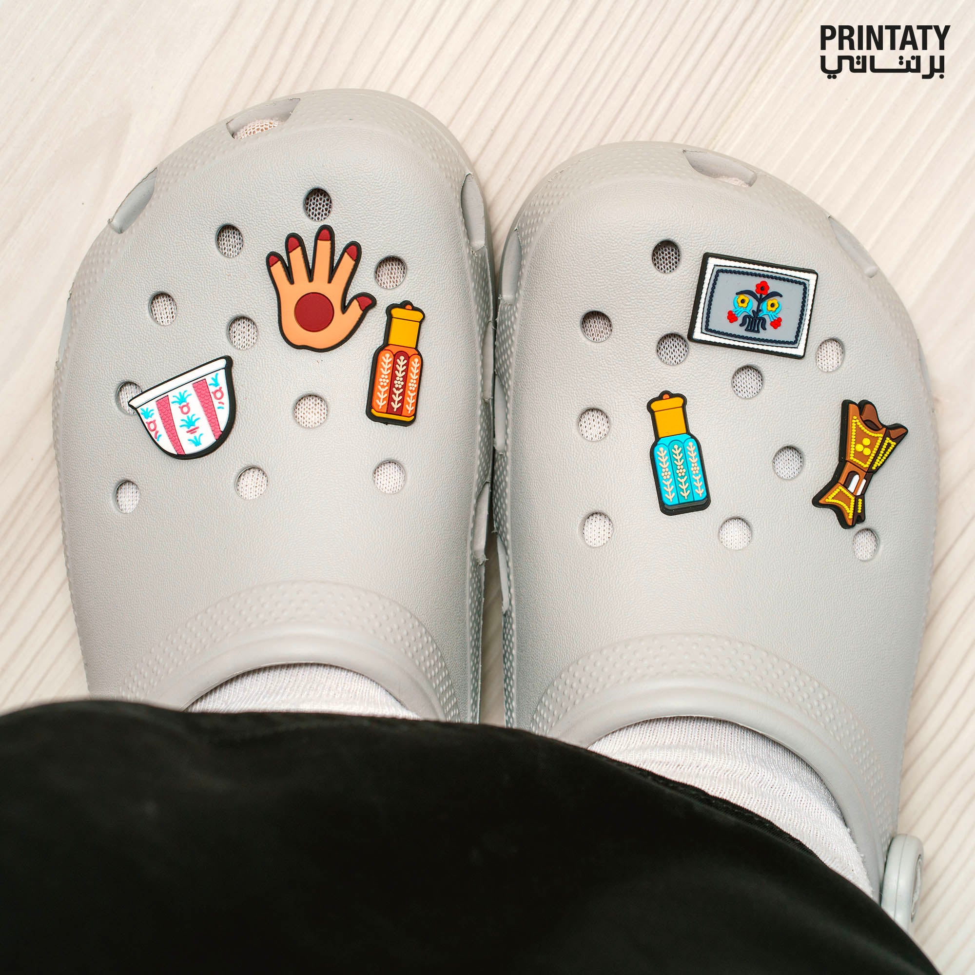 Heritage Crocs Shoes Accessories Set (6 Pieces)